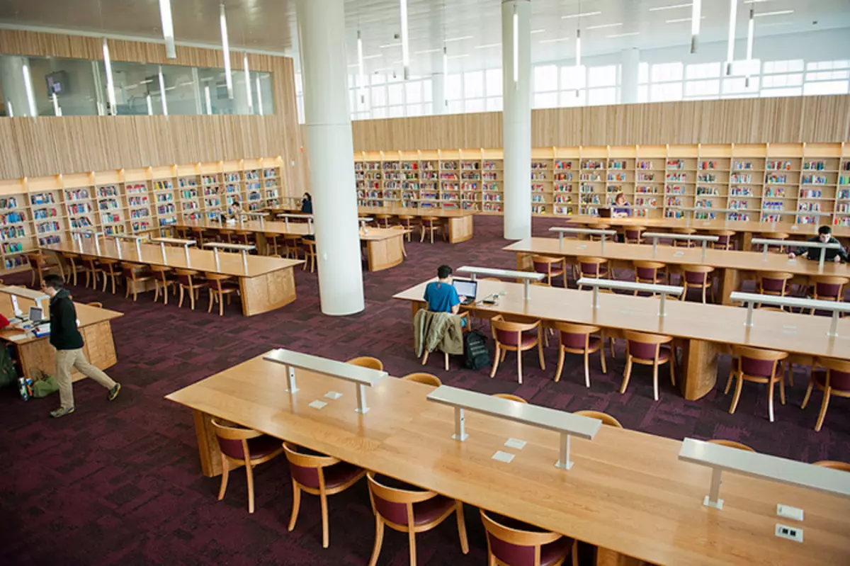 Нови пространства: 10 високотехнологични библиотеки в света 2163_28