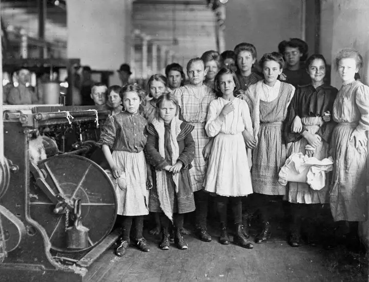 Travailleurs de l'usine textile à Newberry, ...