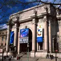 أشرطة الفيديو التعليمية في المتاحف نيويورك: رينوار والهنود والأسود ثقوب 6977_5