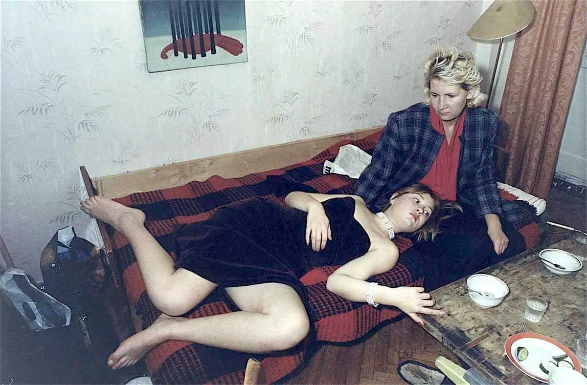 נוער, אהבה ומהנה בסובייטי אאוטבק - 1989 11065_7