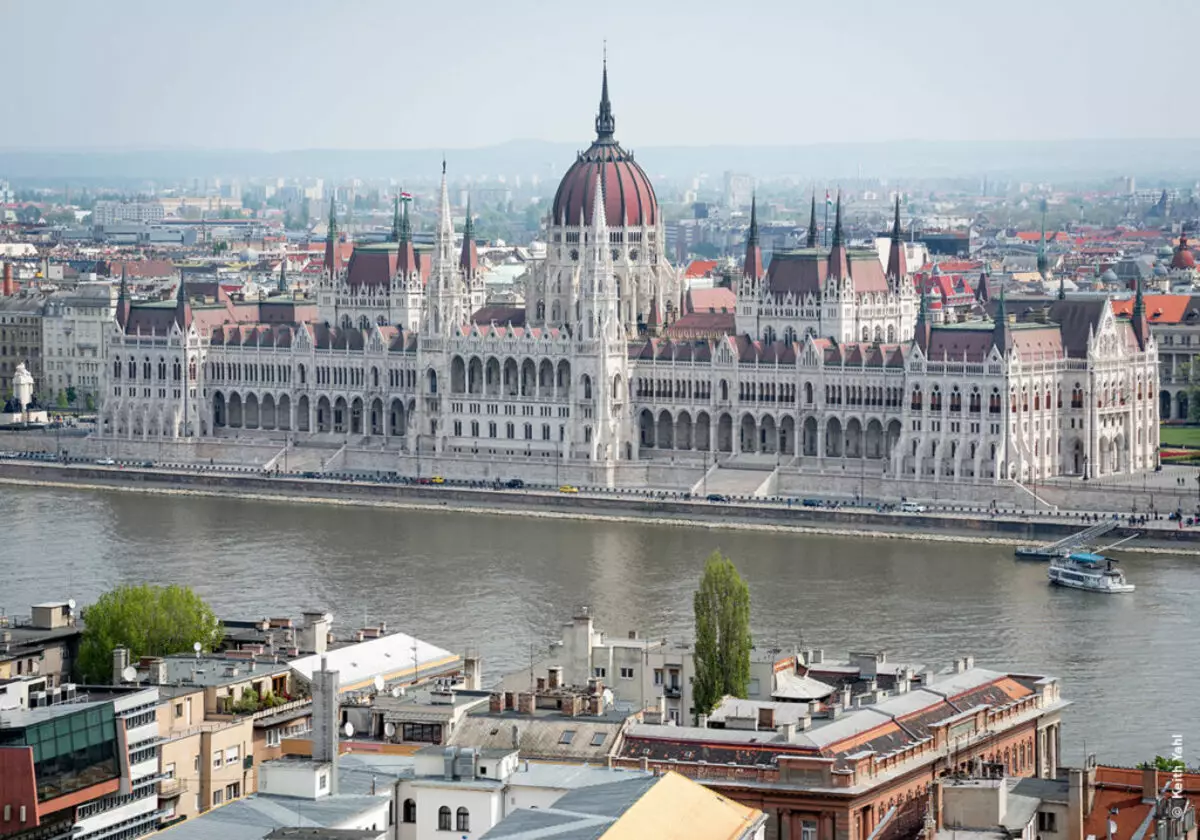 Budapest Nissegide: Eintauchen in österreich-Ungarn, Leben zwischen Bädern und Cafés, Metro XIX-Jahrhundert und Nachtclubs mit Synagogen 11078_6