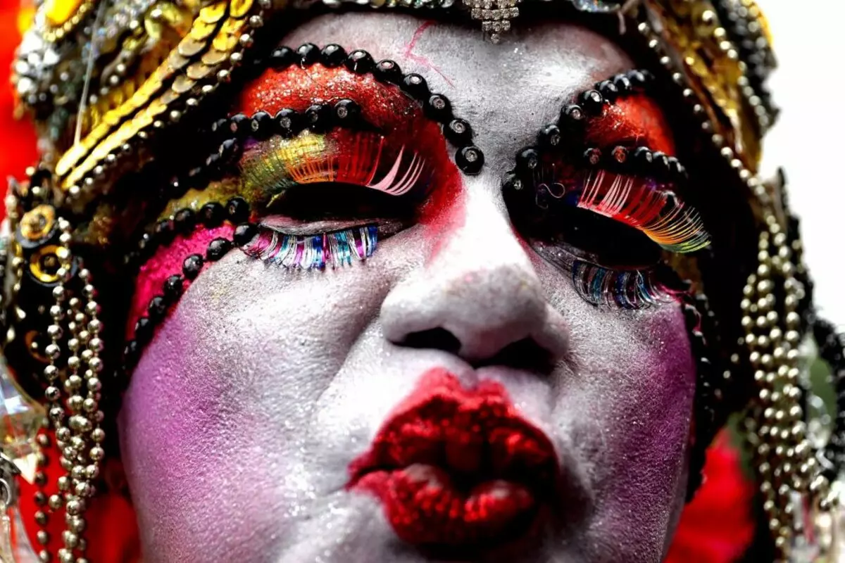 Rapport Ritratt: Karnival Ispirtu fuq LGBT Parade Sao Paulo 11528_10
