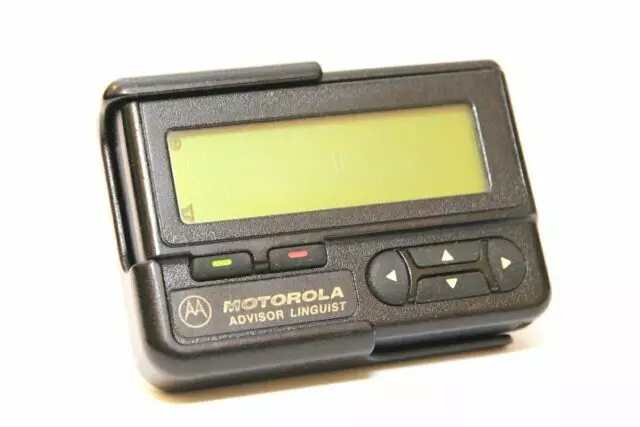 Pagers v Rusku: Ako sa používajú v deväťdesiatych rokoch a prečo rýchlo zmizli, ako sa objavili a prečo pagers zmizli - najviac módne gadgets z 90. rokov 12907_2