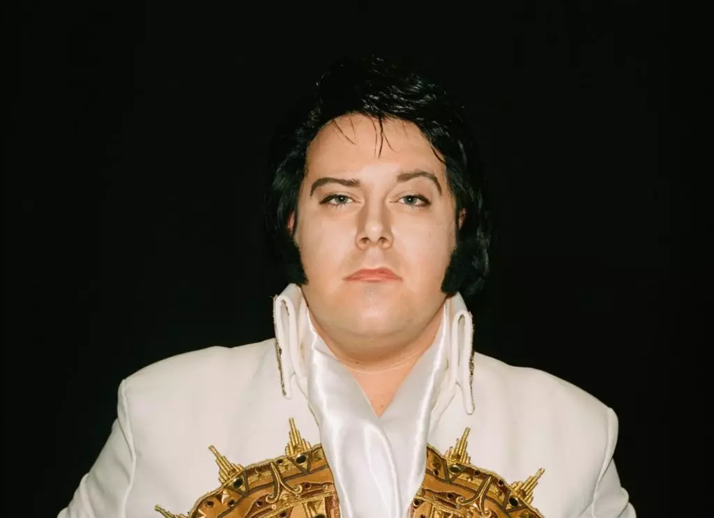 Ang lahat ng ito ay Rock and Roll: Portraits of People Who Dress In Elvis Presley 13595_4
