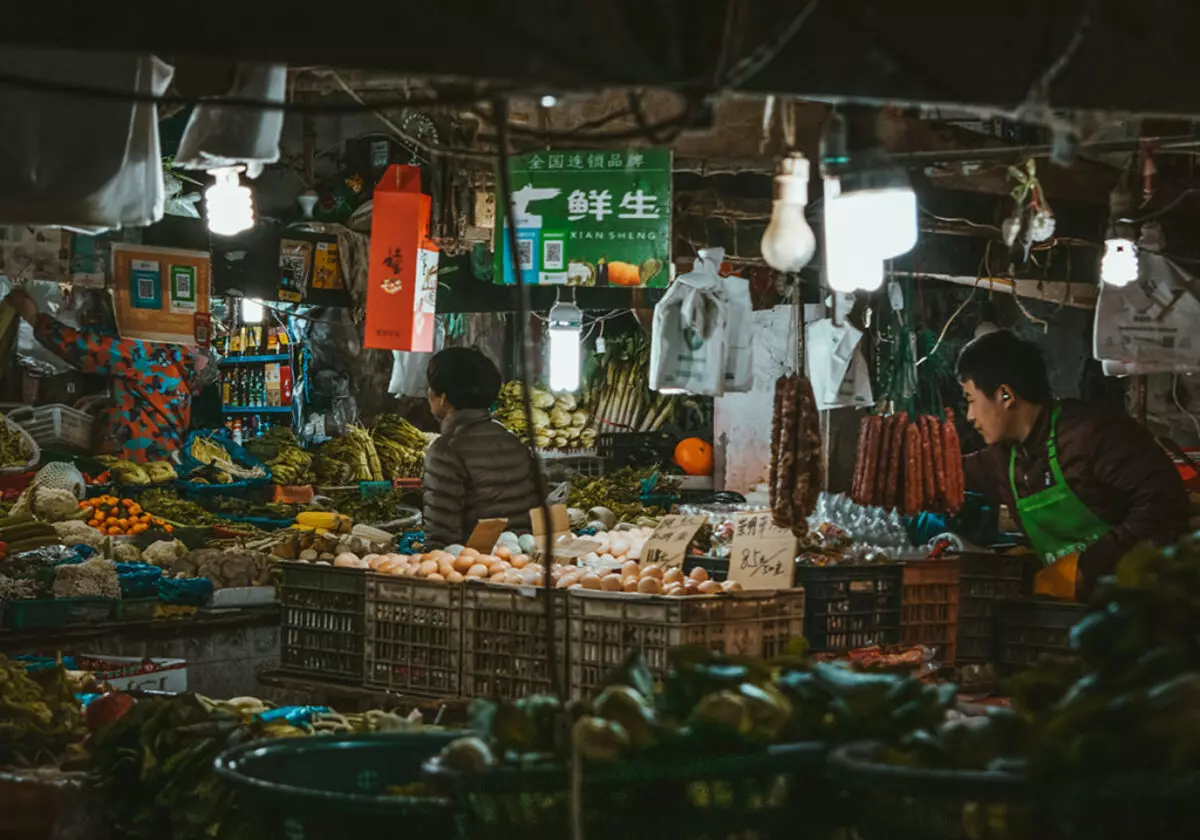 Di mana membeli anggur dari Tiger Bone? Mitos dan Fakta Tentang Pasar Grosir Cina 14993_1