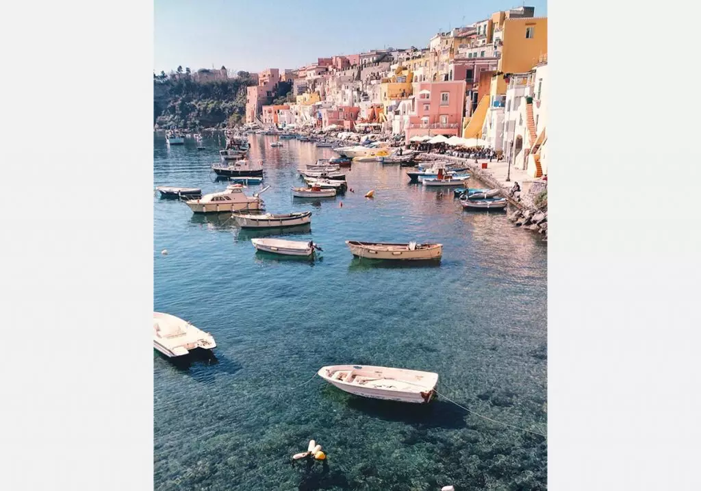 Napoli: Si të shkosh në qytetin më të gjallë të Italisë 16562_36