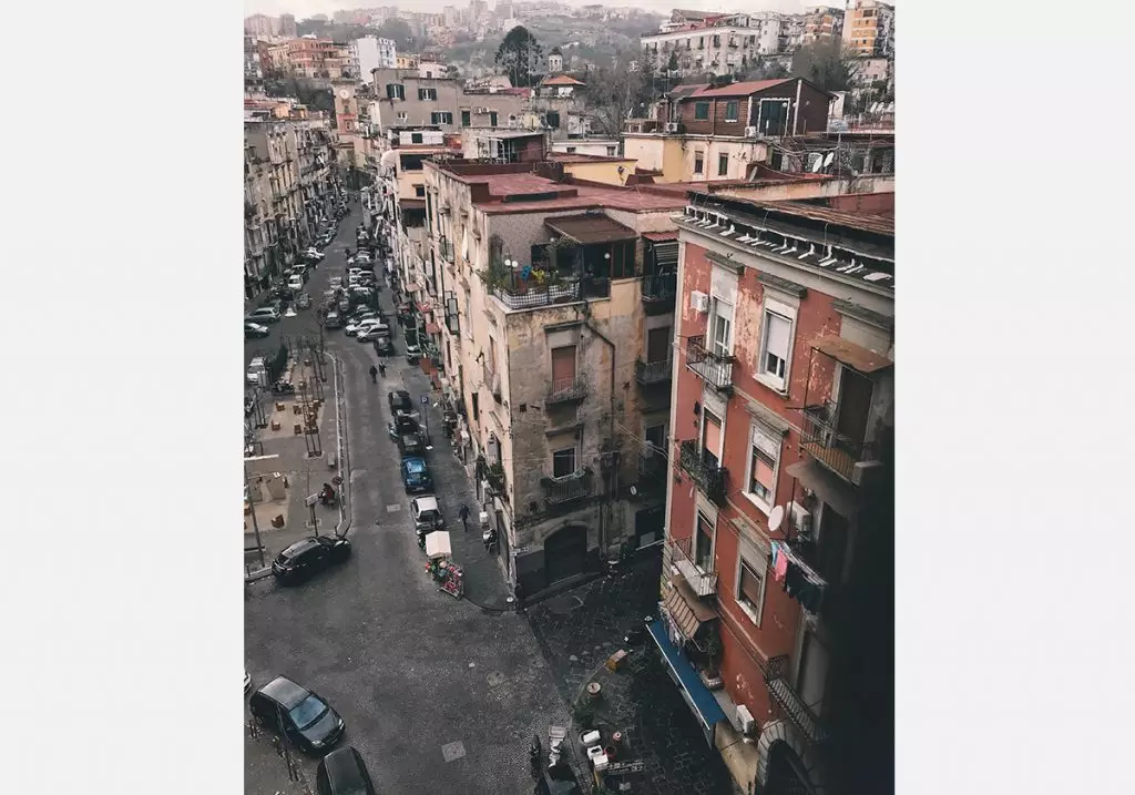ナポリ：イタリアの最もカラフルな街に行く方法 16562_4