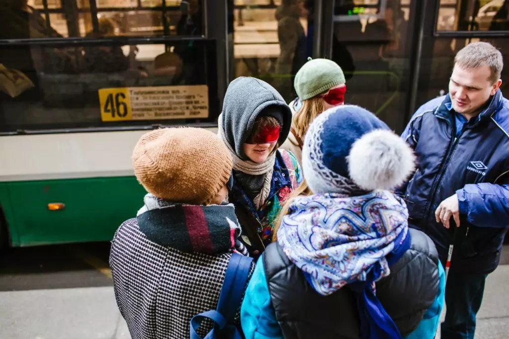 Ije ije na ọchịchịrị zuru ezu: DOBED nduzi Alexey Alexov - banyere njem nlegharị anya na St. Petersburg, ikike na-enweghị isi na parashute na parashute na parashute 2545_2