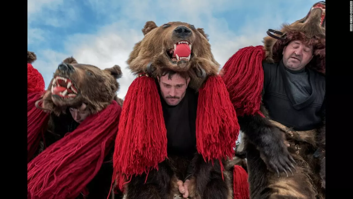 Look: Bear Love Parade in Romania 298_7