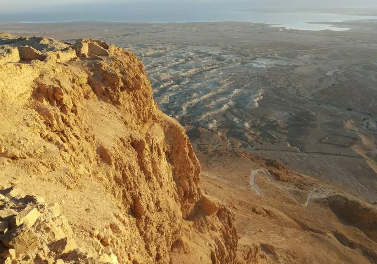 Nischegeid south of Israel: Beaches of the two seas and ancient fortress 3646_17