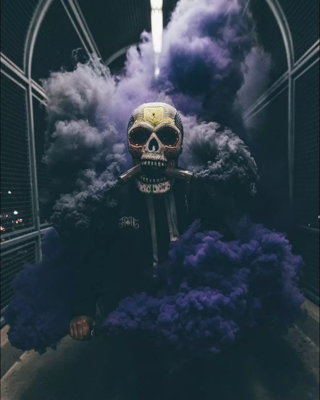 Маски-шоу: черепа і димові шашки в перформанси Skeleton of Color 4266_6