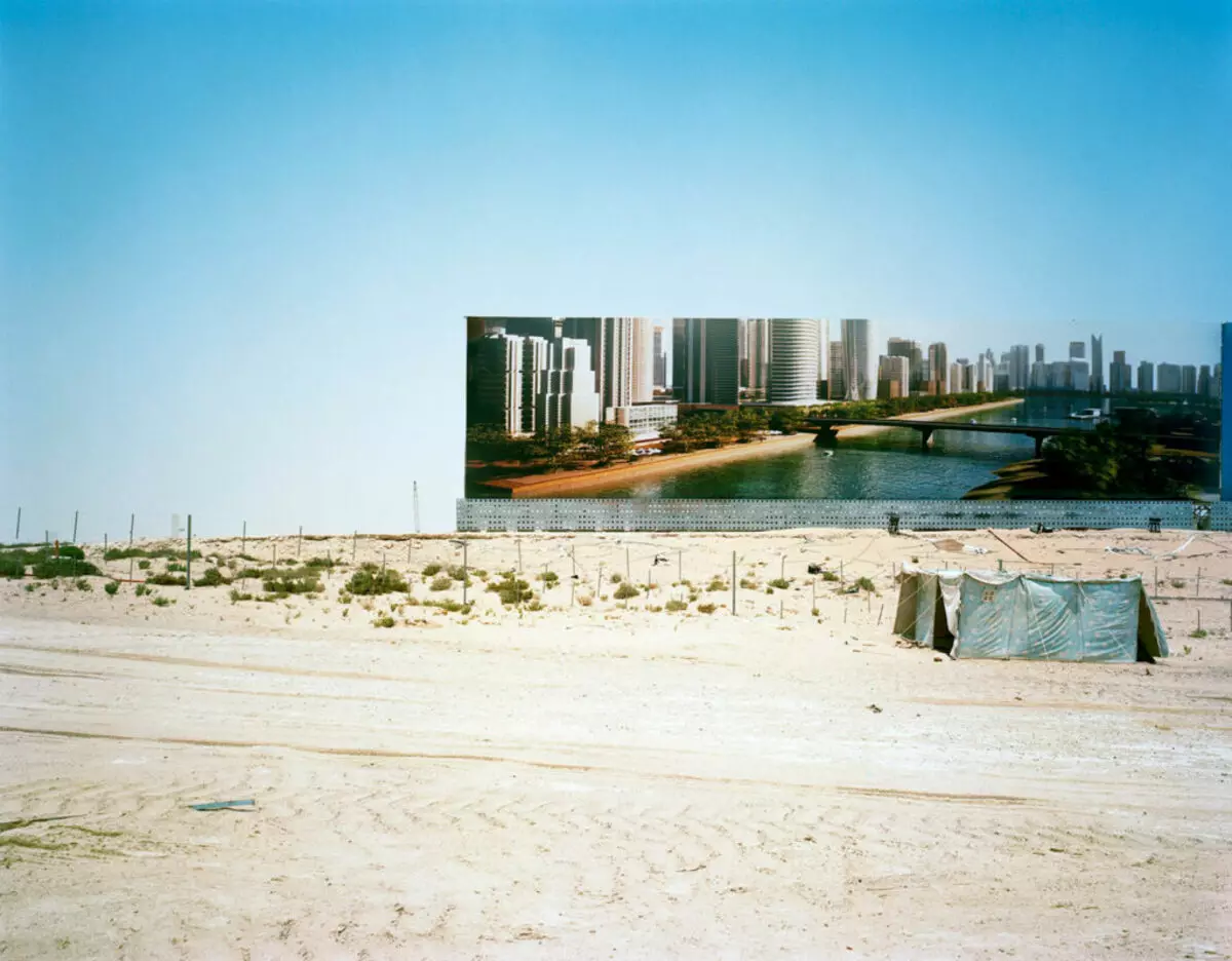 Dubailand: палми, пустини и мистериозни уметнички објекти на Дубаи - европски очи 4643_6