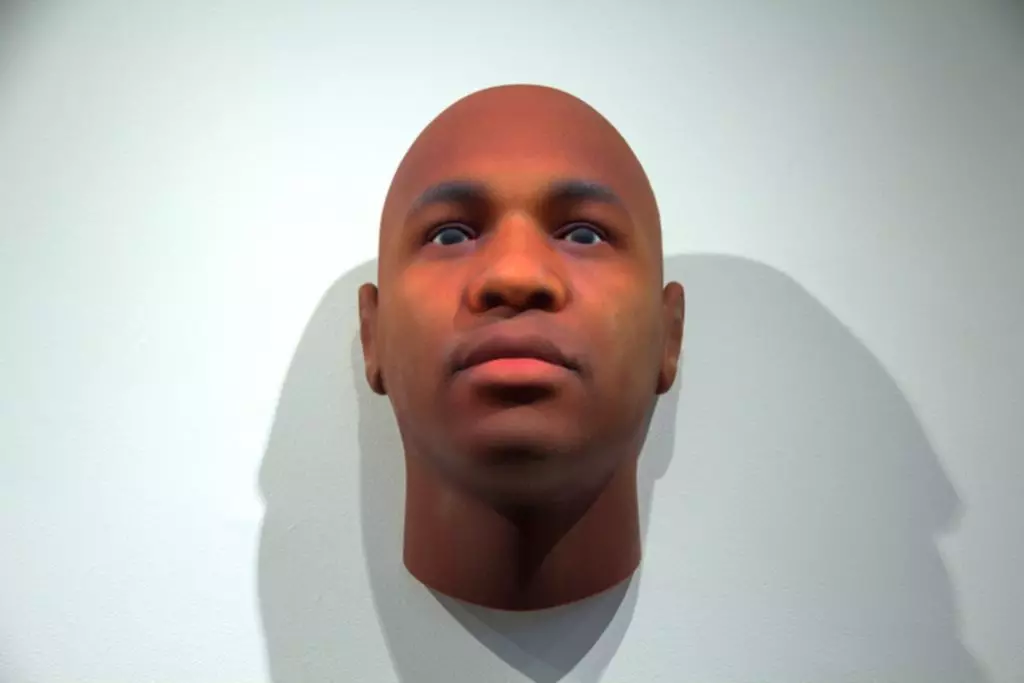 Street Genome: De artyst makke 3D-portretten fan frjemdlingen op DNA út Zhumachhk en sigaretten 9854_14