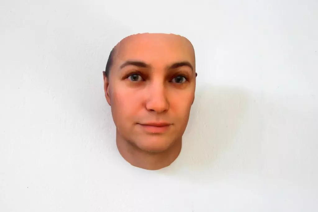 Genome Street: Artis mencipta potret 3D orang asing di DNA dari Zhumakhk dan rokok 9854_5